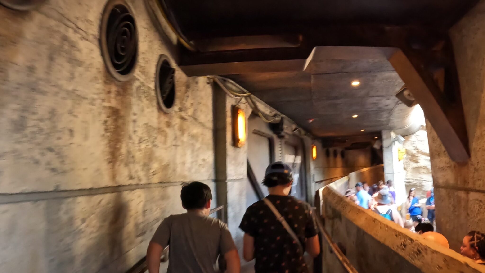 Beginner's Guide-Millennium Falcon: Smuggler's Run Ride at Disney (Tips ...
